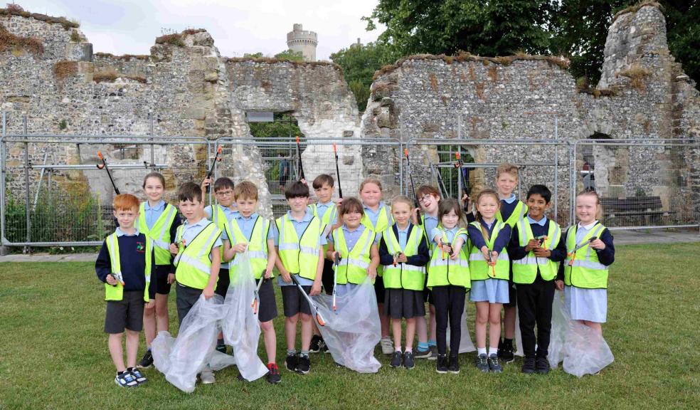 Pupils clean local river with help of housebuilder | The Property Daily